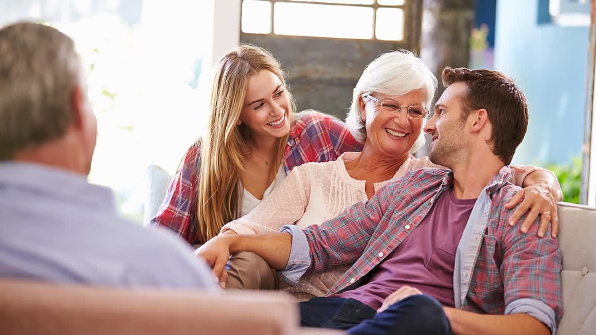 6 Tips To Help You Deal With His Controlling Mom